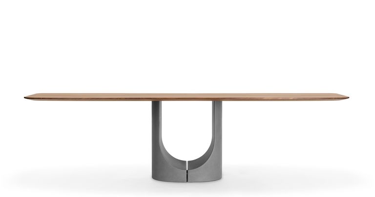 Solid-wood rectangular tables – for the dining room or office