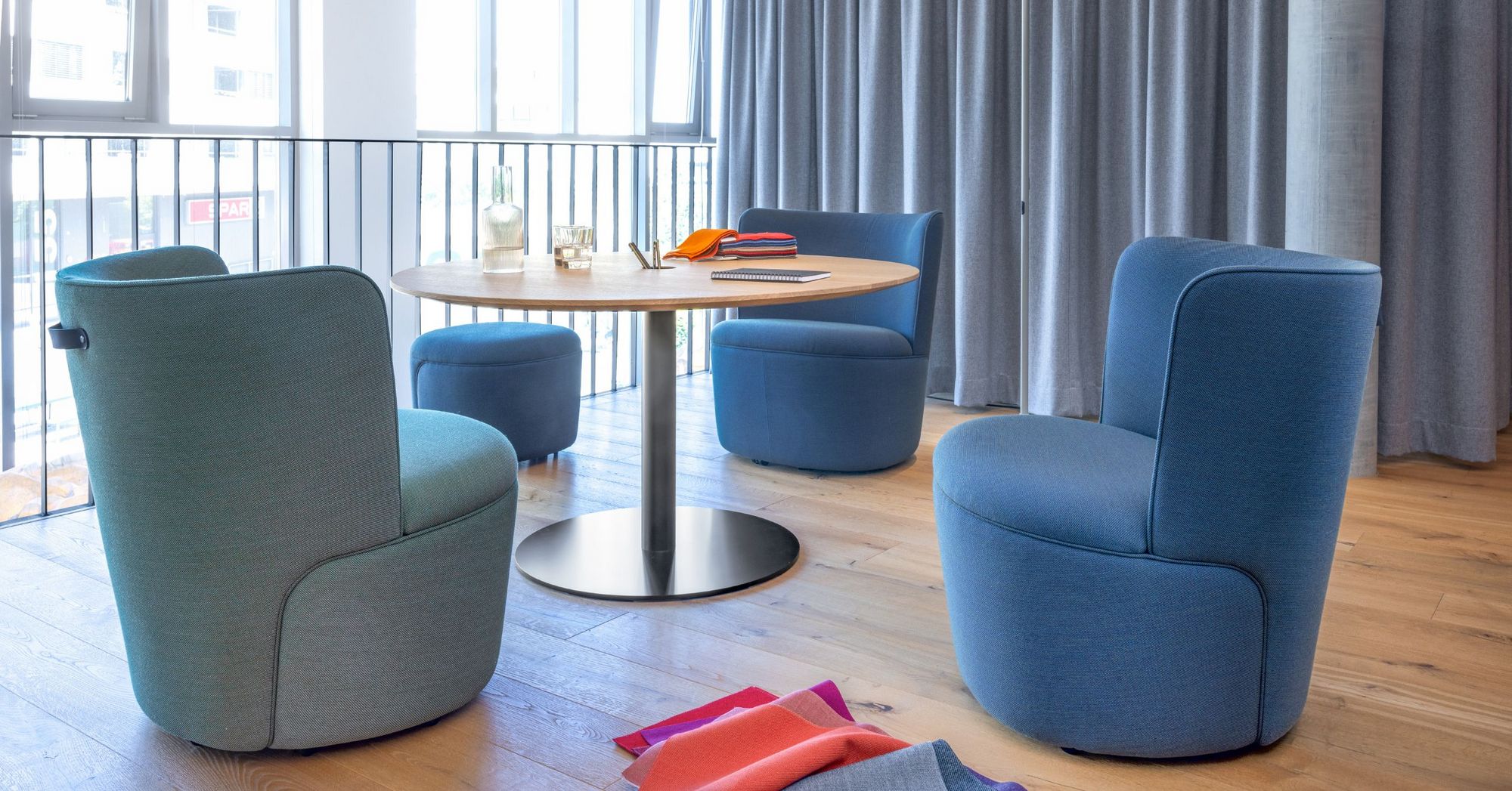 Tala – Tables for lounge areas