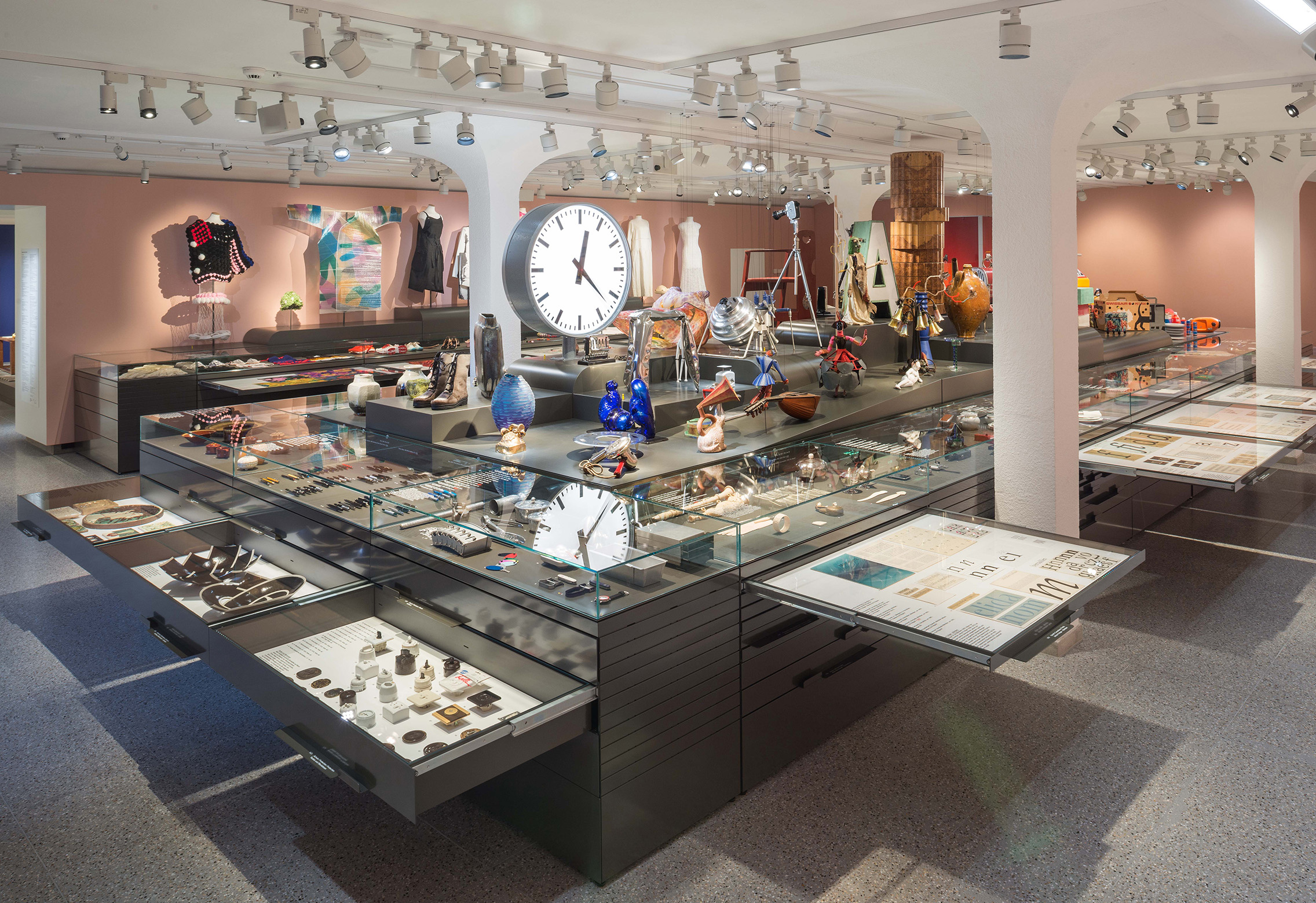 Custom-made furniture: realising individual wishes