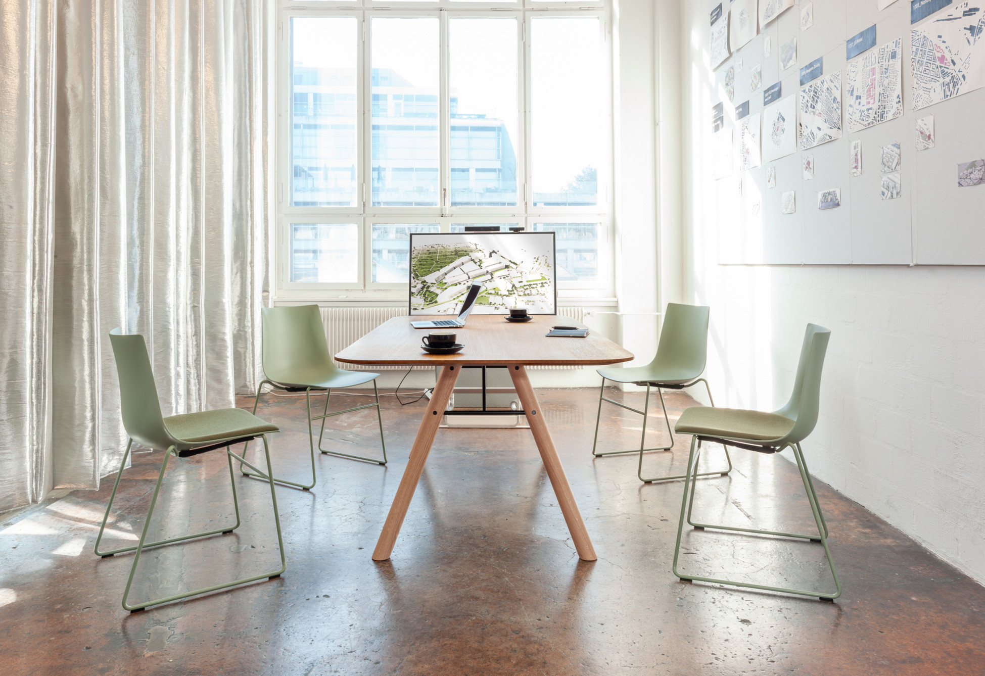 Nava chair: Mix and match in pastels