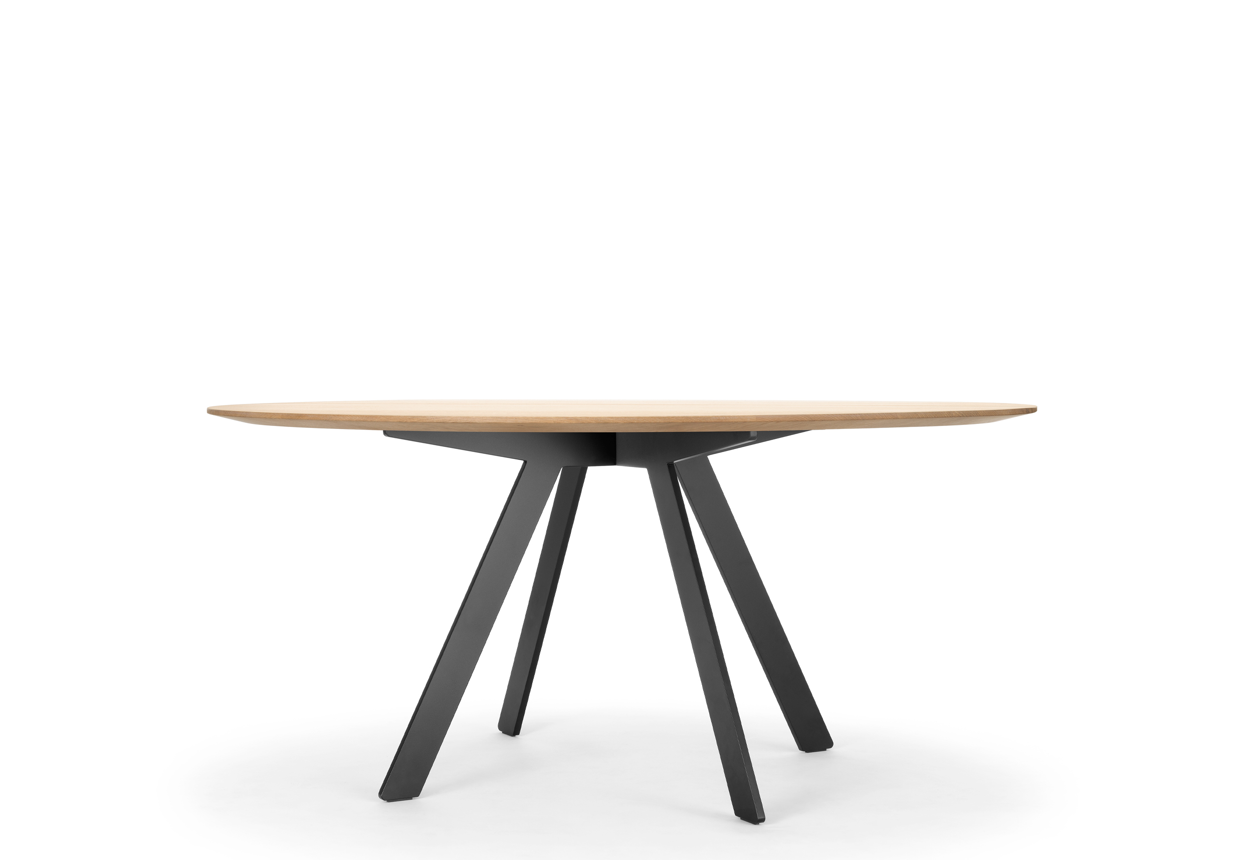 Barra Round – a round table with tabletops in various sizes