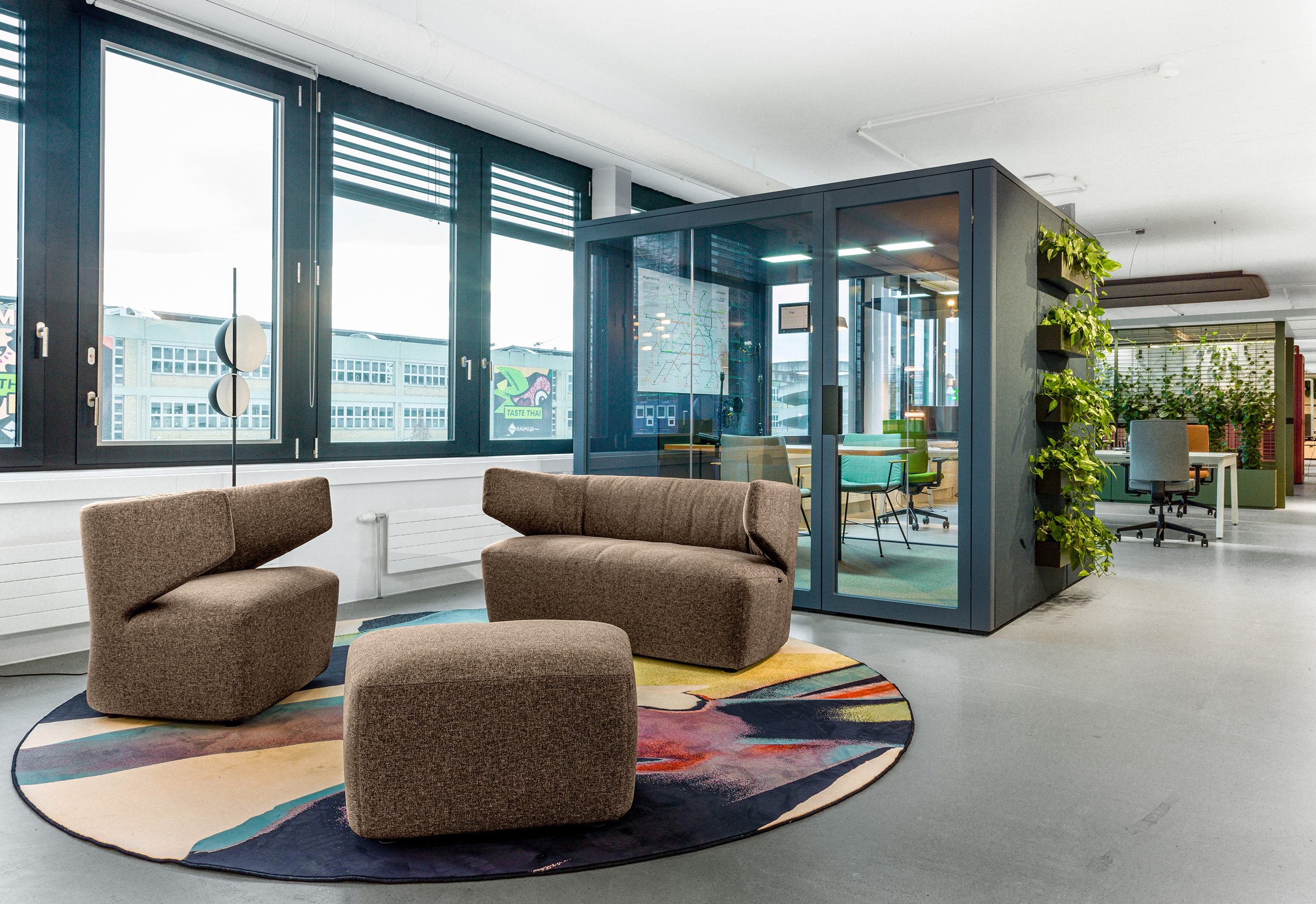 Pablo –Lounge furniture for communicative offices