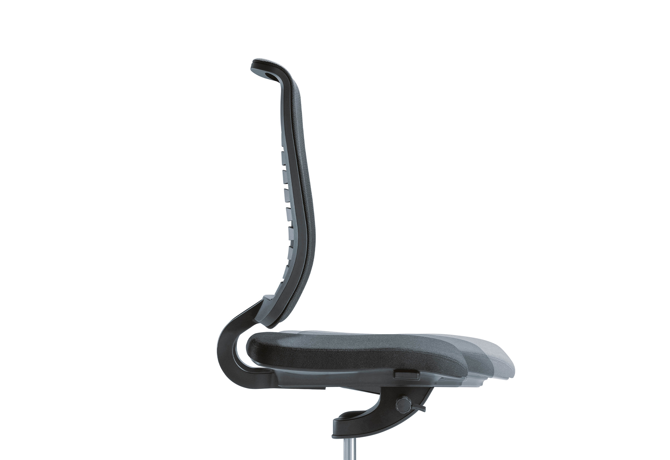 Reflex – an office swivel chair with an innovative slatted backrest and ...